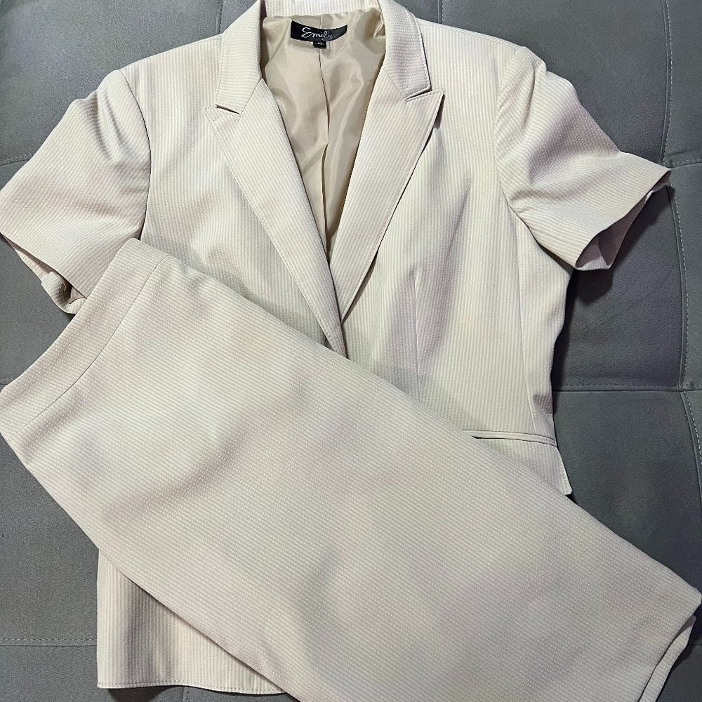 Emily Cream Blazer Set - Gem